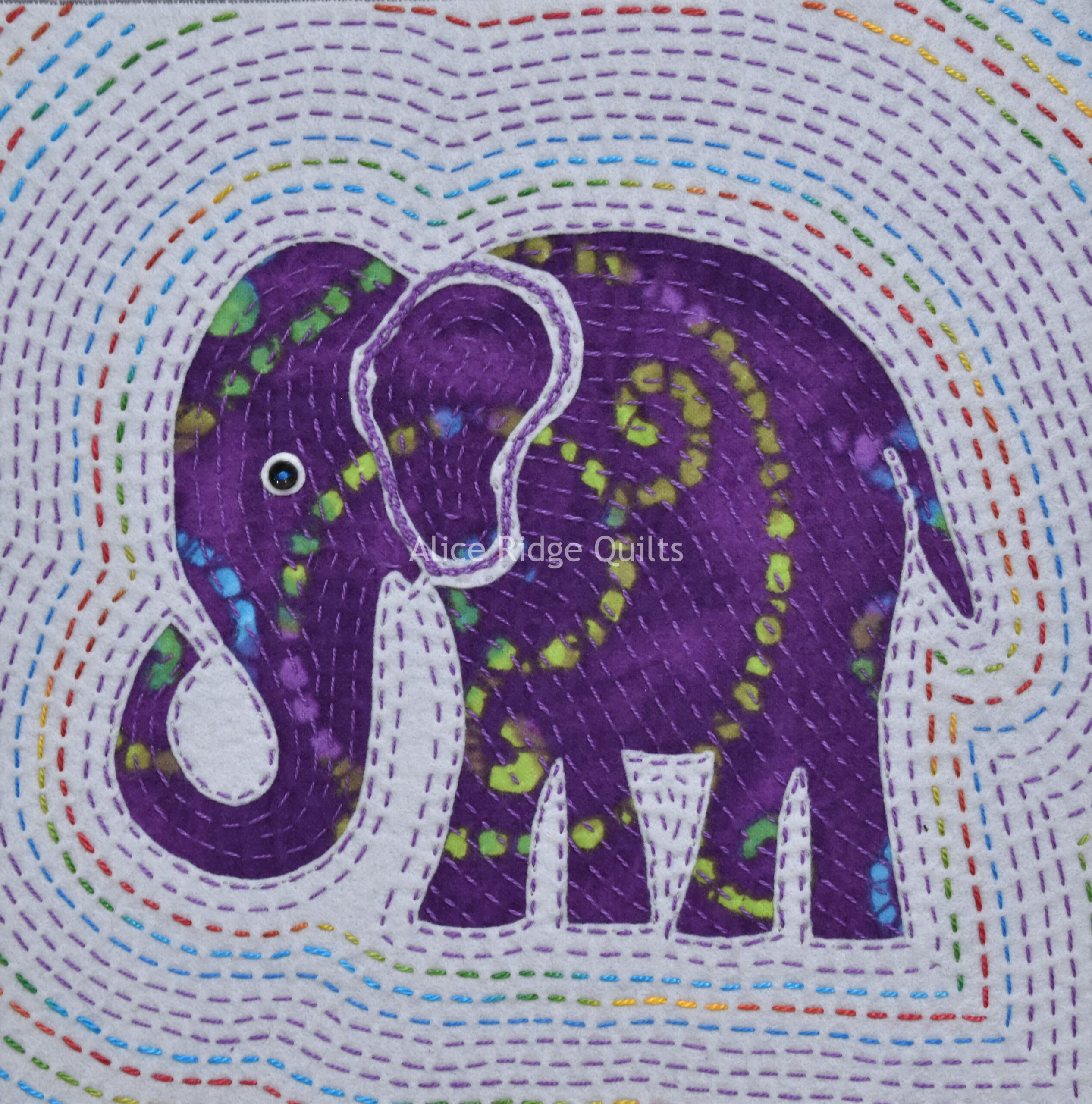 Mock Mola - Elephant - Alice Ridge Quilts